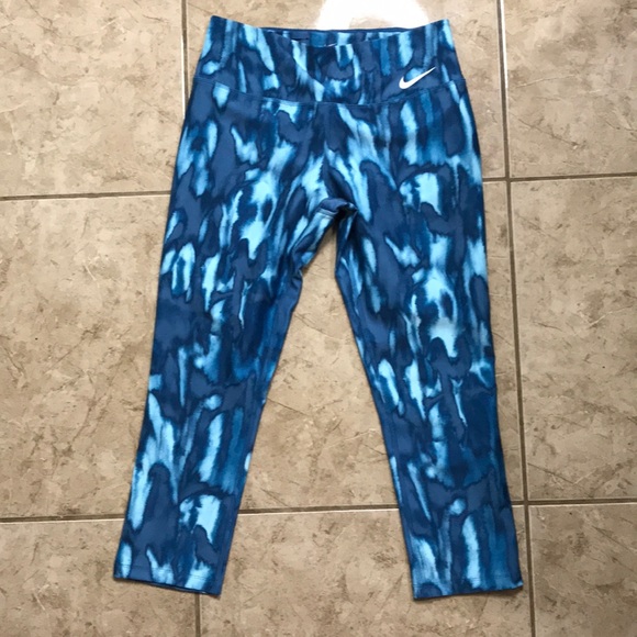 Nike | Pants & Jumpsuits | Nike Blue Marble Legendary Fit Crops Size ...